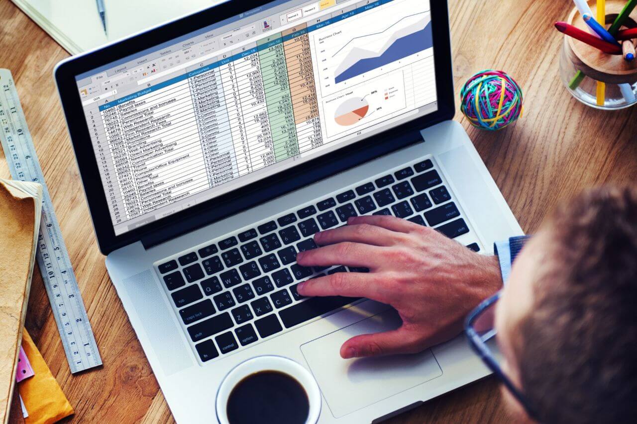 Jet Analytics vs Jet Reports vs Jet Basics: A Reporting Software Comparison